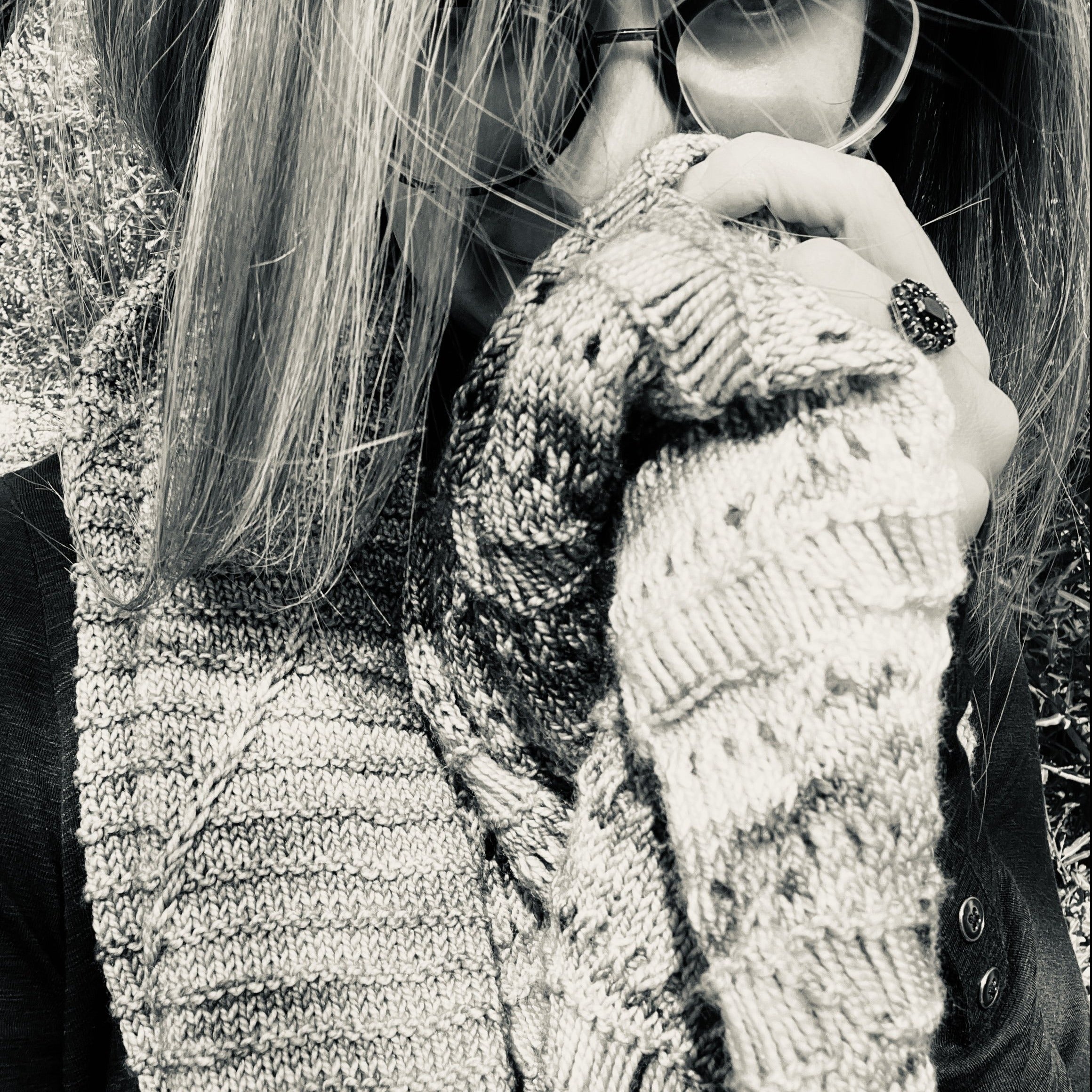 Möbius Strip Inverted Advent Cowl [Pattern only] – Purls & Postulates